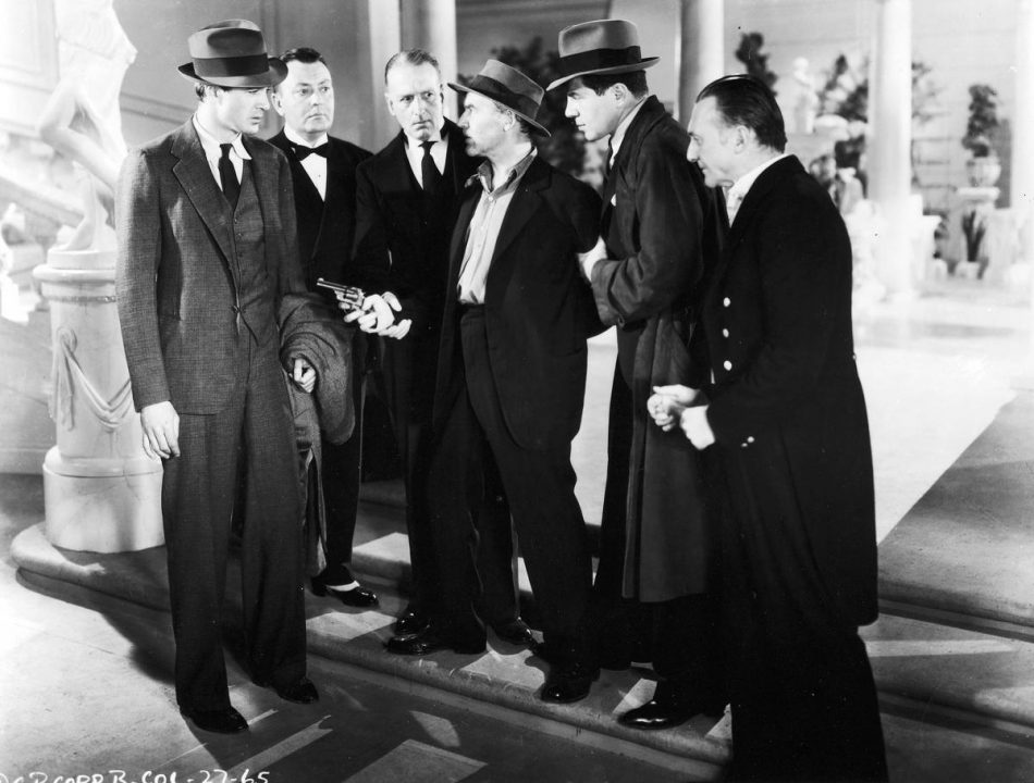 Movie Review – Mr Deeds Goes To Town