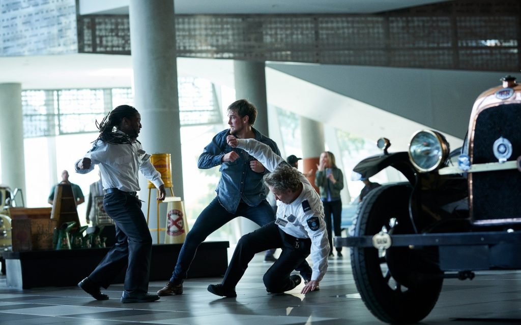 Movie Review – Blacklight